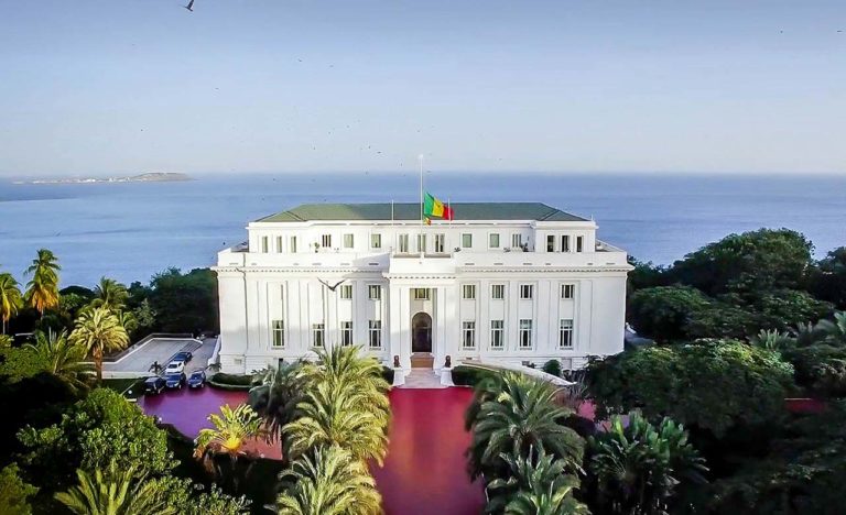 Le palais presidentiel | Discover Senegal
